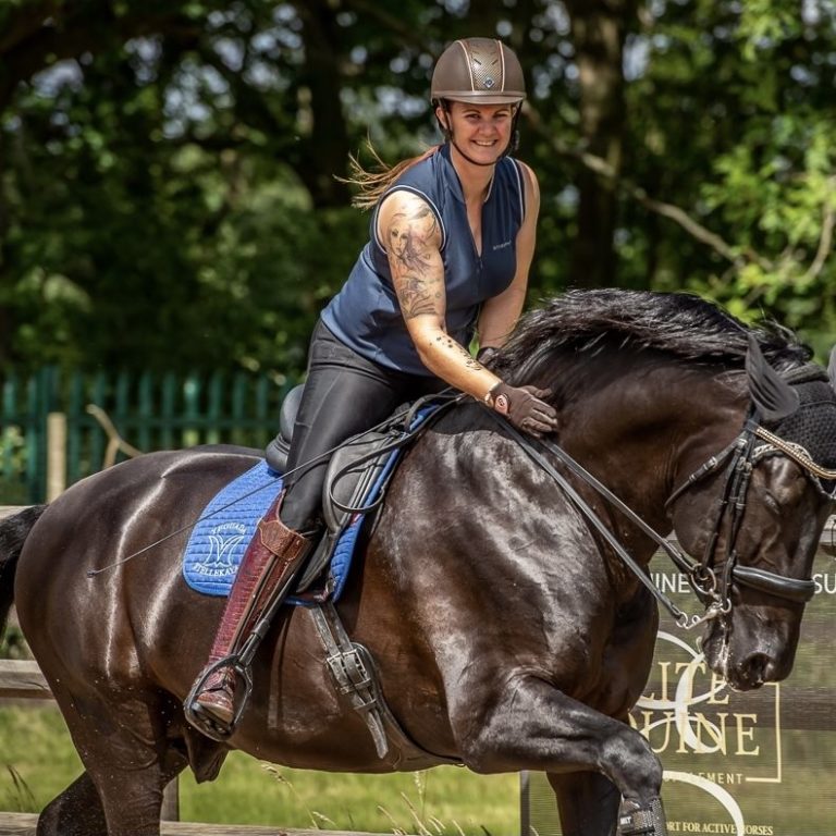Tania Grantham - National Equine Show